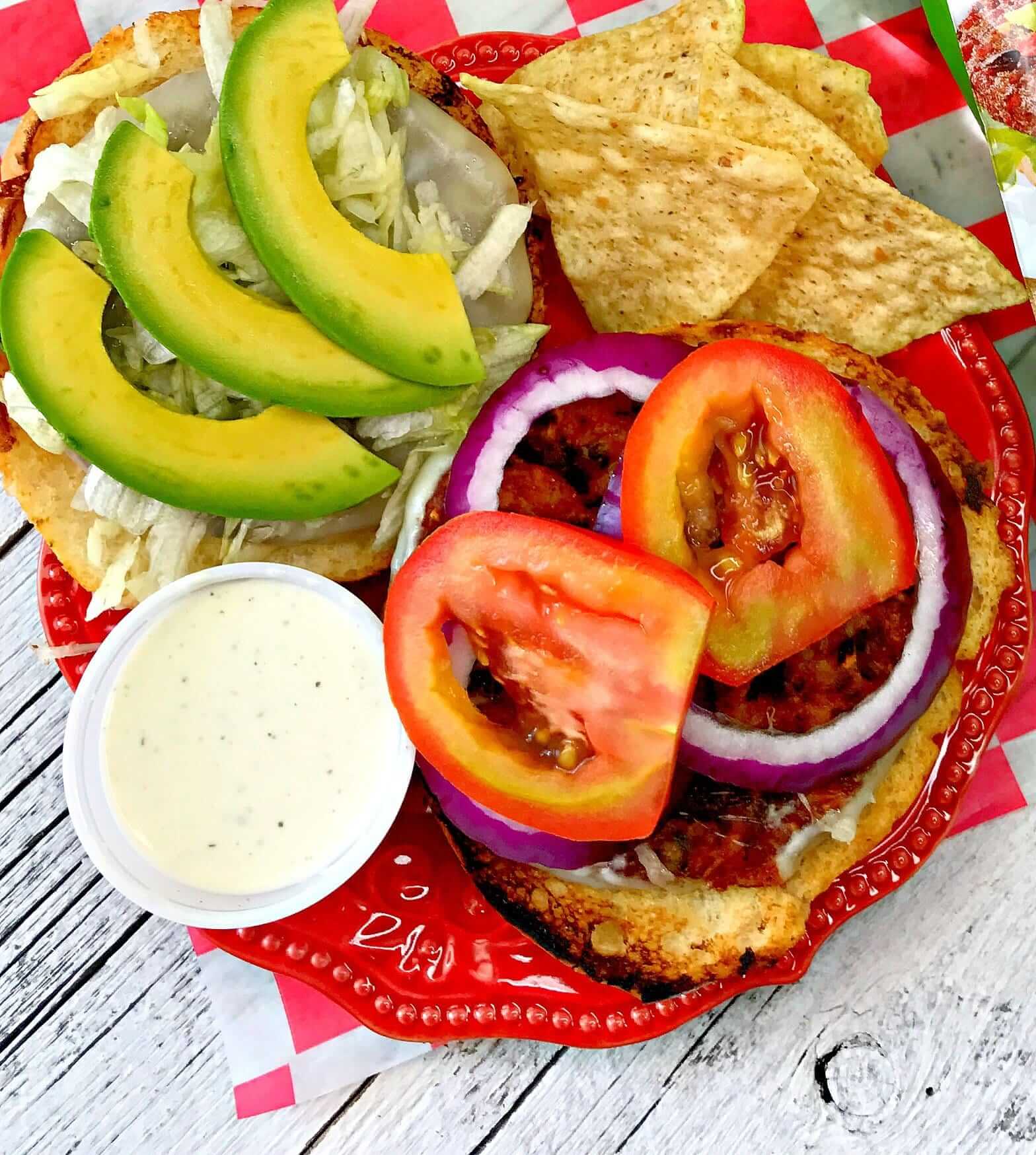The Ultimate Burger - Lou Lou Girls